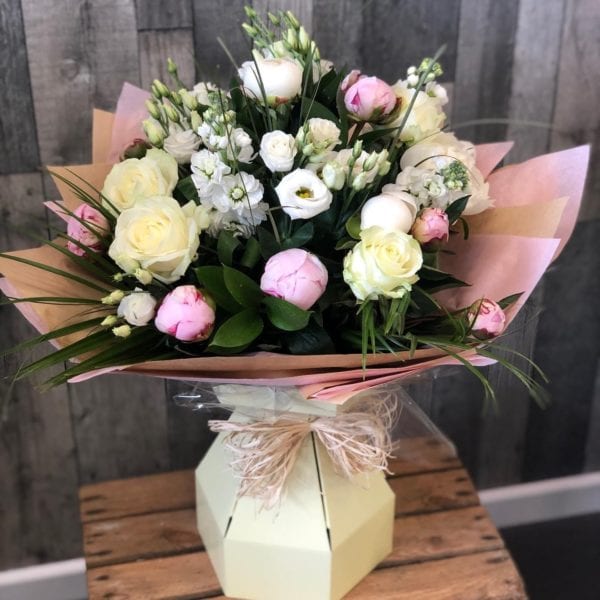 Daisy Chain | Your Local Florist