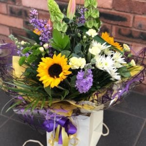 Daisy Chain | Your Local Florist